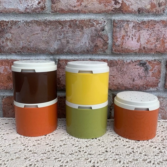 Tupperware | Kitchen | Vintage 7s Tupperware Stacking Spice Shaker ...